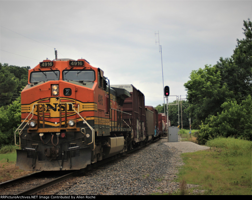 BNSF 4916